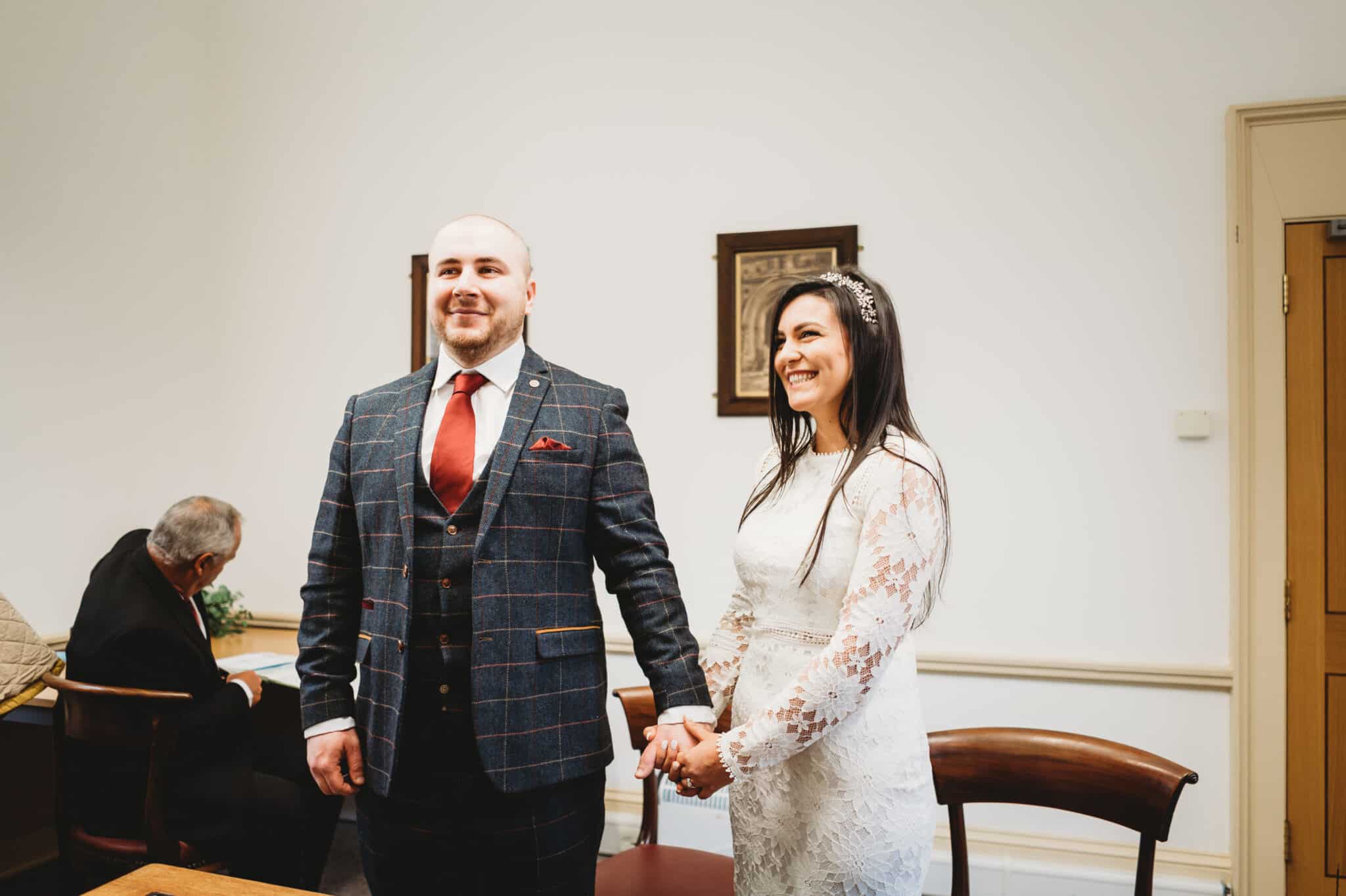 Intimate wedding photography at Bristol registry office's Statutory room